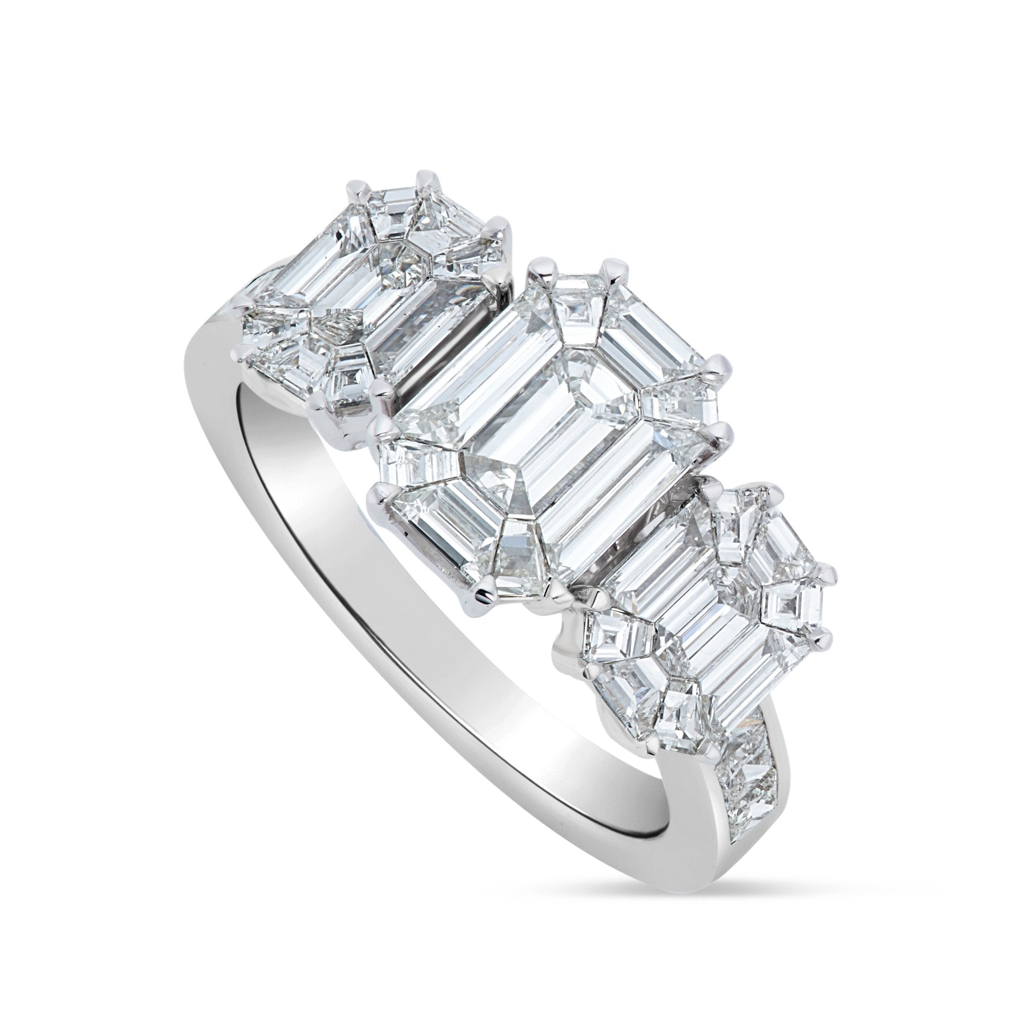 18K White Gold 2.37ct Three Stone Emerald Cluster Diamond Engagement R ...